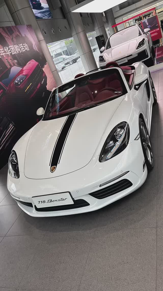 PORSCHE 718 BOXTER | 300 сил, задний привод и ветер в лицо