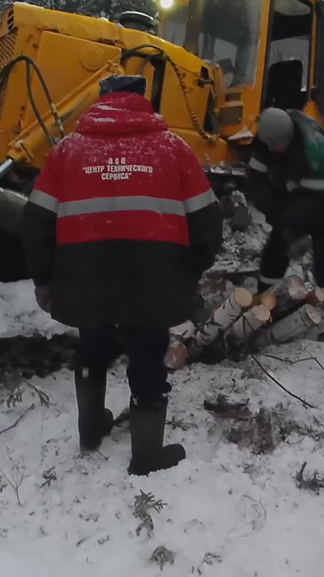 🆘 Как достать трактор Т-170 из болота! Спасательная операция! ПОЛНОЕ видео смотрите ЗДЕСЬ ⬇️