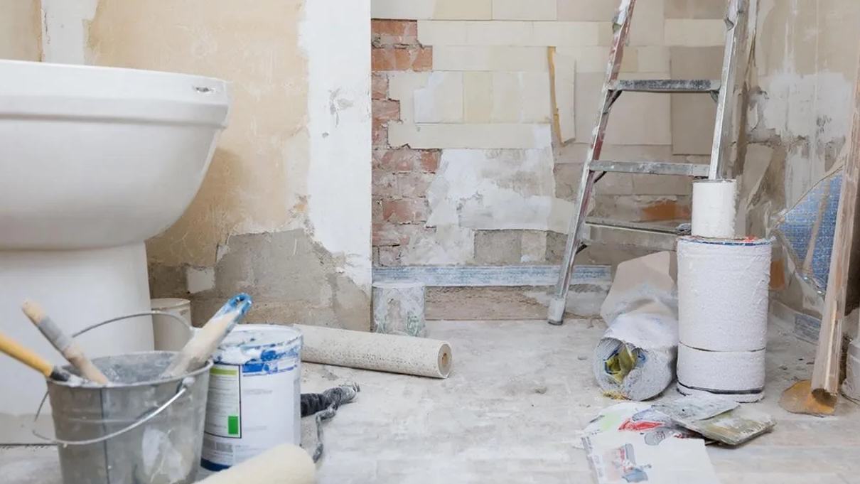 Ремонт туалета  с нуля до идеала своими руками.