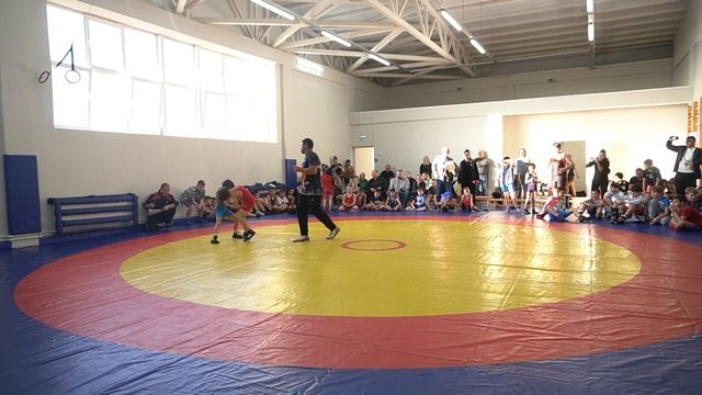 Борьба за золото! Вес 25 кг. Каспарян Мигель (Новокубанск)-Русин Назар (Армавир), 2016-2018 г.р.