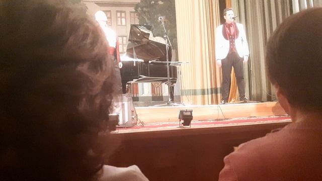 Песня "И вновь продолжается бой"