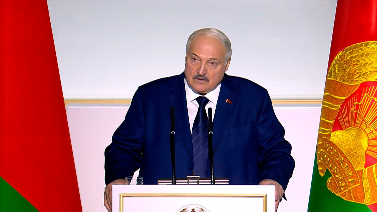 Лукашенко: «Орешник» со вчерашнего дня у нас и заступает на боевое дежурство