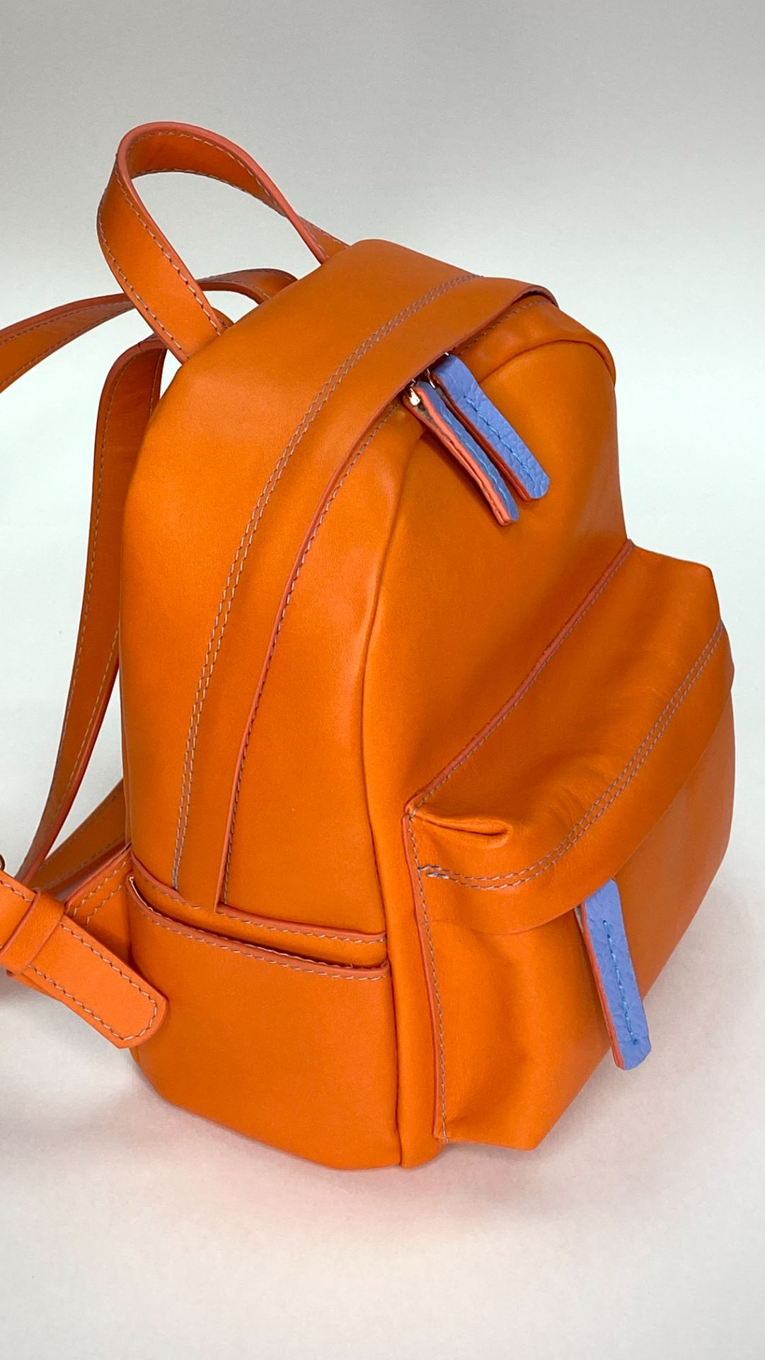 Видеообзор двухцветного рюкзачка "Апельсин"