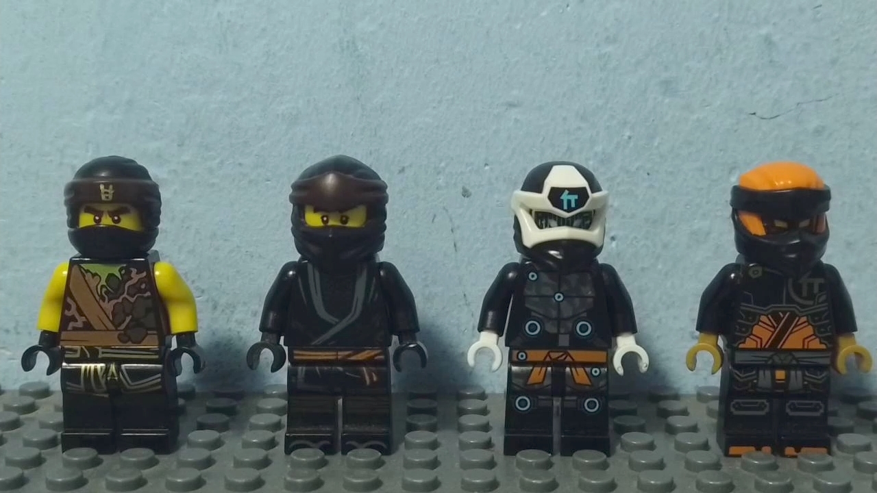лего фегурки Коулов по нинзягоу.🥷🪨