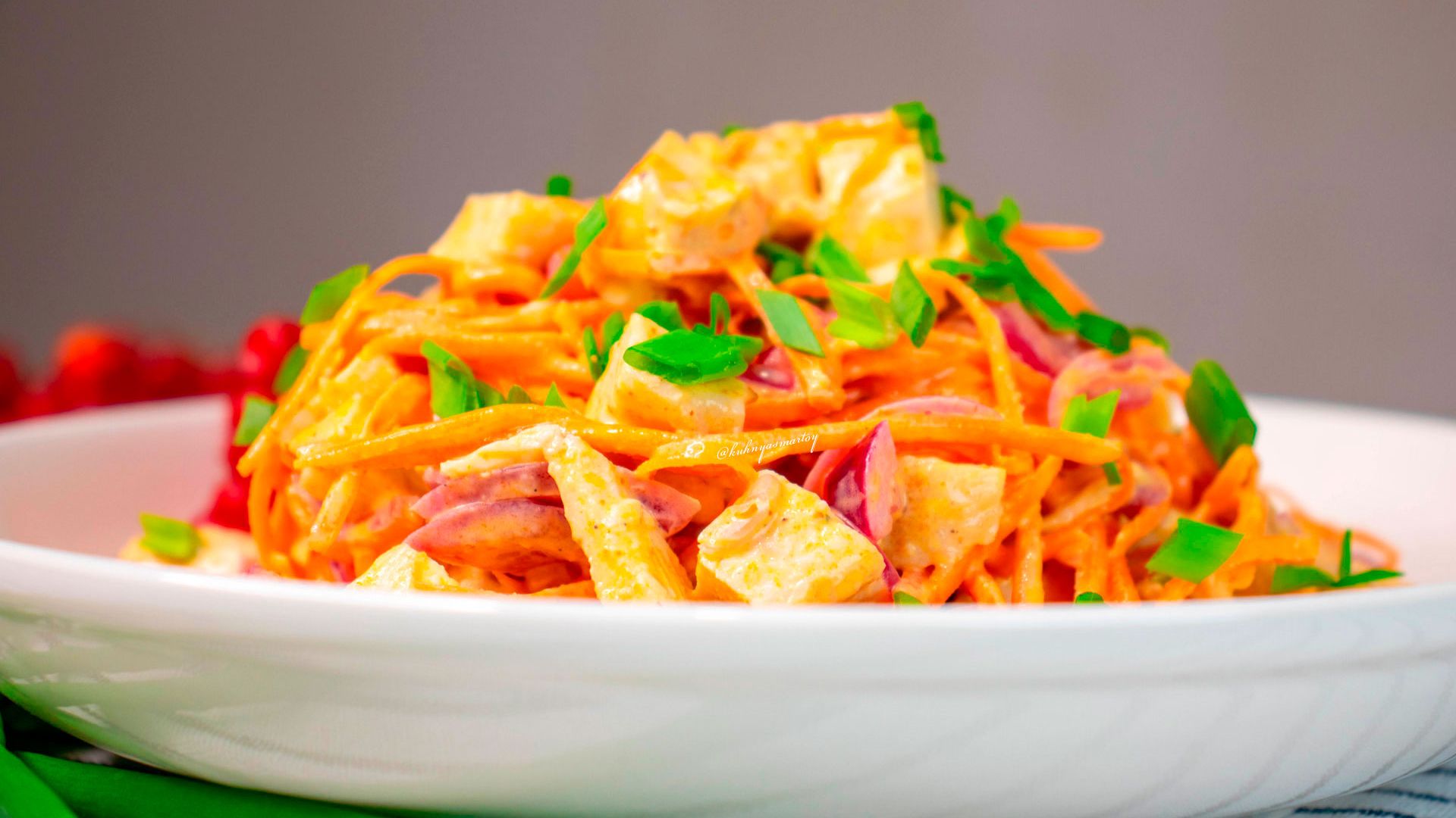 Салат с курицей. Бюджетный, простой и вкусный!