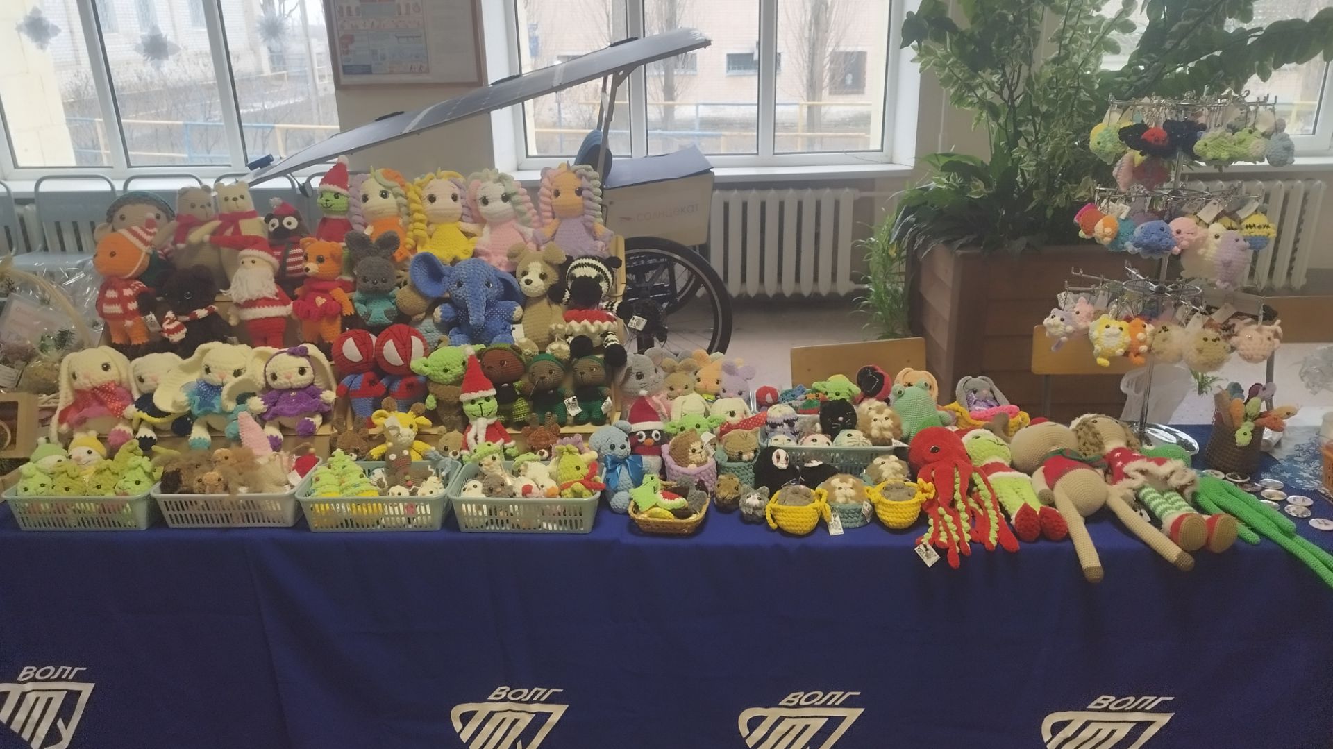 Двухдневная новогодняя ярмарка в институте