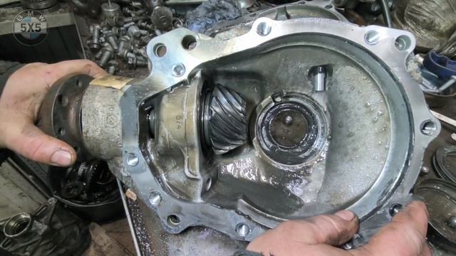 Передний редуктор БМВ Х1 Е84: до такого состояния ездят люди - последняя стадия, но можно спасти