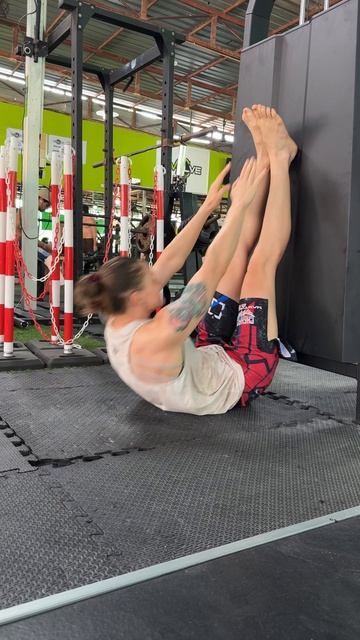 Подъем корпуса лежа