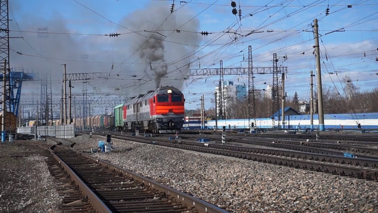 Тепловоз 2ТЭ116У-0065. Отправление "паровоза".