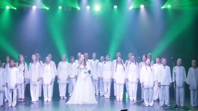 "Беловежская пуща" (музыка А. Пахмутовой, слова Н. Добронравова)