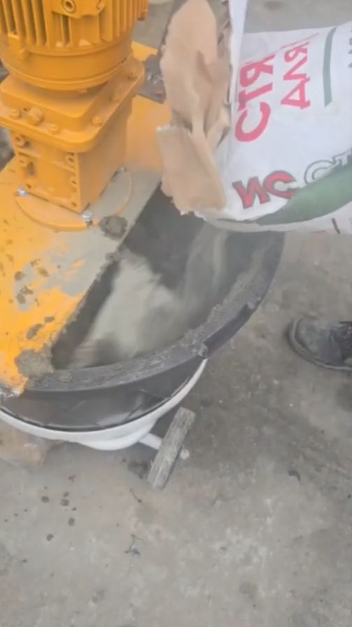 Сухая смесь Ильский строитель Как приготовить стяжку для пола. Проблемы с В/Ц..