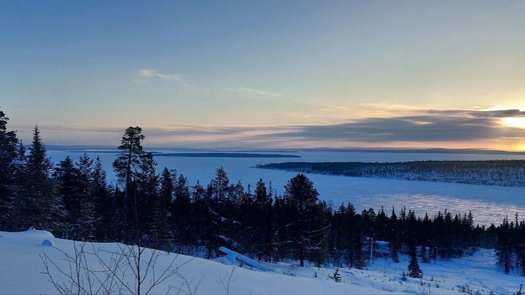 Закат на берегу