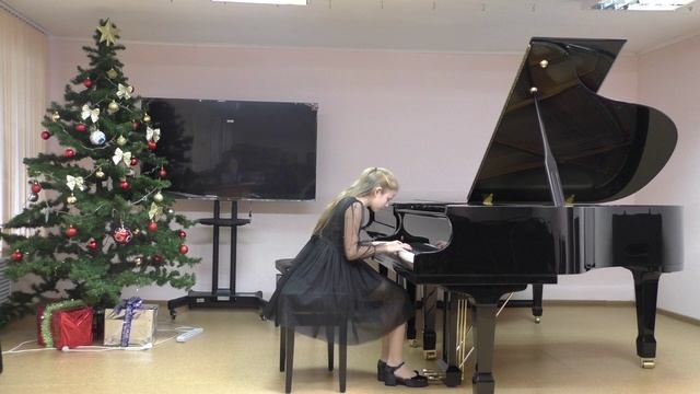 К. Черни (ред. Гермер) "Этюд", И.С.Бах "Двухголосная инвенция"