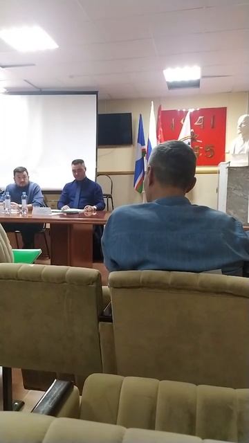 заставляют переголосовать