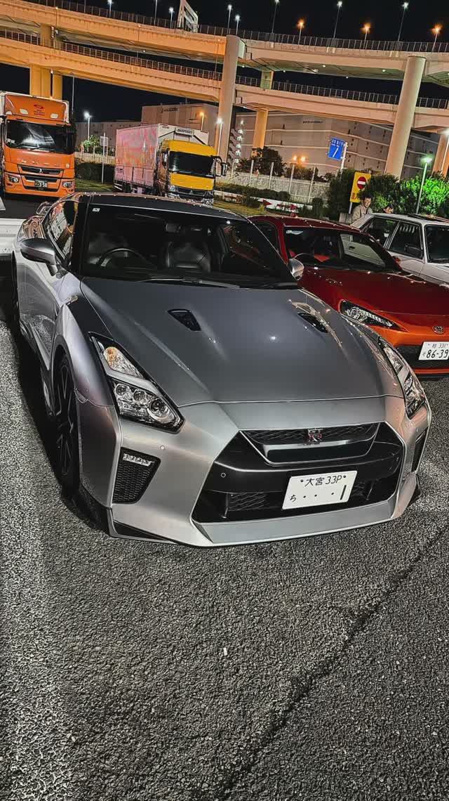 GT-R R35 “GODZILLA” 🦖 на культовой 📍Daikoku Parking 🇯🇵