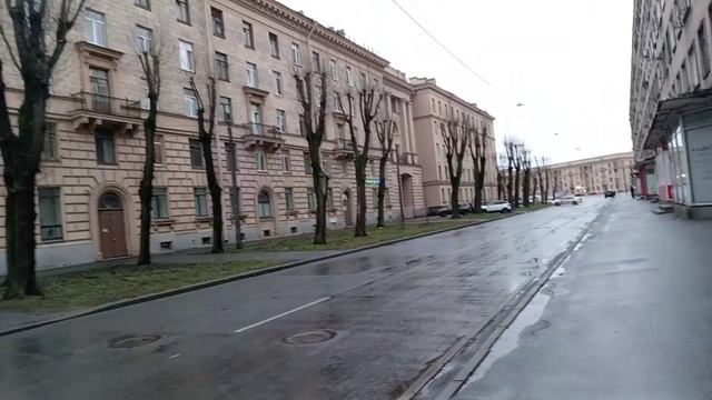 НЕМНОГО ПРОГУЛЯЛАСЬ.