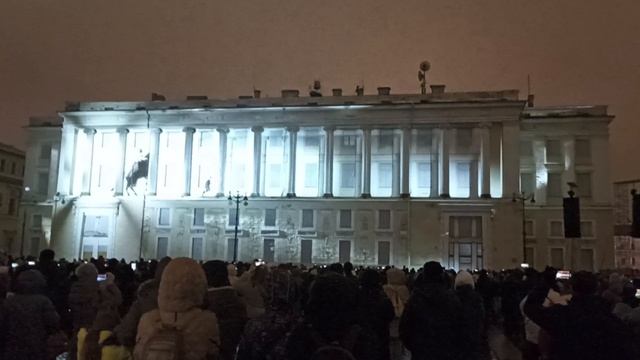 Медный всадник в Петербургских метаморфозах