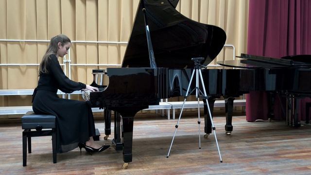 18. М. Мошковский «Этюд ре минор» из цикла «15 виртуозных этюдов». Исполняет Синягина Дарья