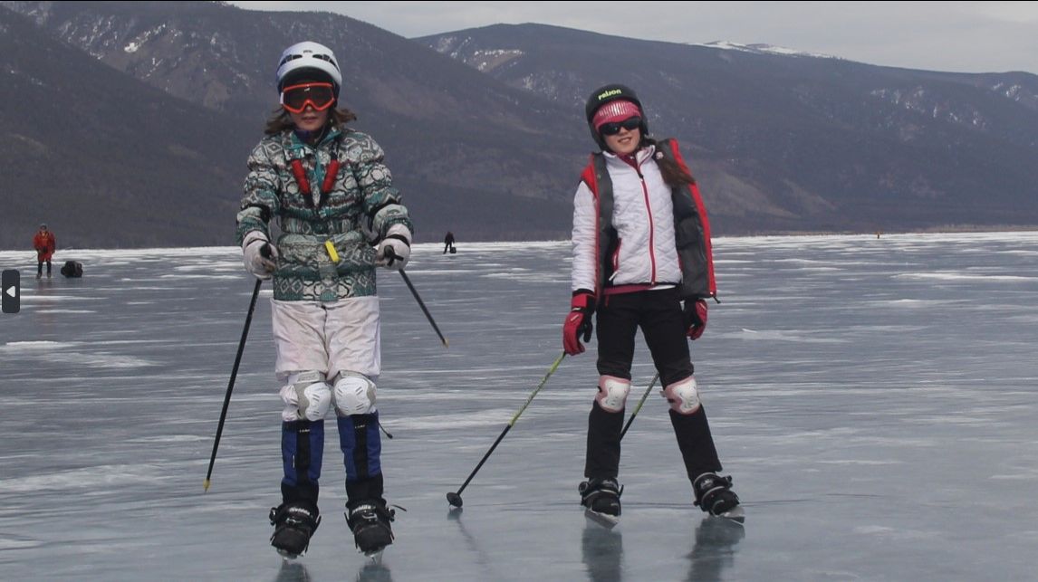 2015. Байкал на коньках с 10-ти летними детьми