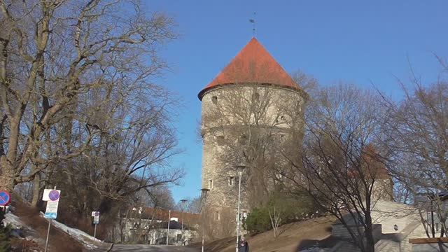 Центр Таллина, дорога на Вышгород. #estonia #tallinn #travel #таллинн #эстония #baltics