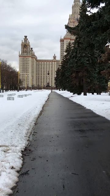 Прогулка по МГУ #moscow #москва #мгу #travel #travelvlog