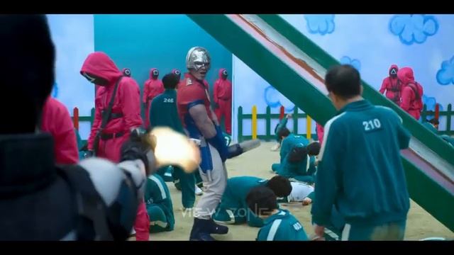 Миротворец в Игре в Кальмара