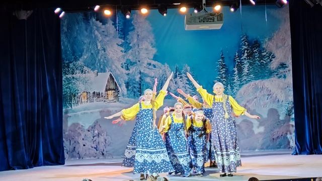 15. Через речку