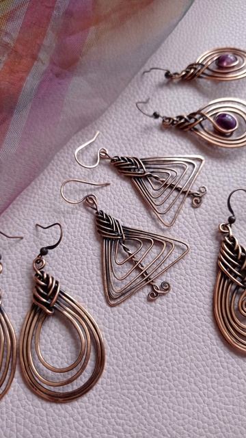 #shorts Плетёные серьги-ёлочки из медной проволоки. Мастер-класс на канале