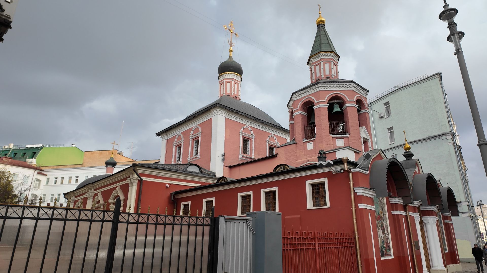 Церковь Георгия Победоносца, что в Лучниках и Церковь Космы и Дамиана Ассийских на Маросейке