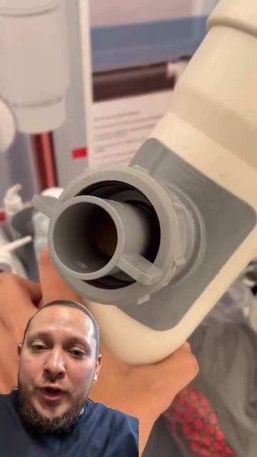 Врезка в канализационную трубу #турба #насадка #сантехник #вызватьсантехника