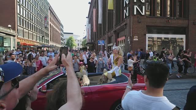 Мисс Финляндия и африканские музыканты #finland #europe #scandinavia #helsinki #suomi #travel