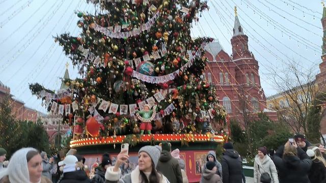 Новогодняя Москва, Площадь Революции. Москва встречает 2026 год