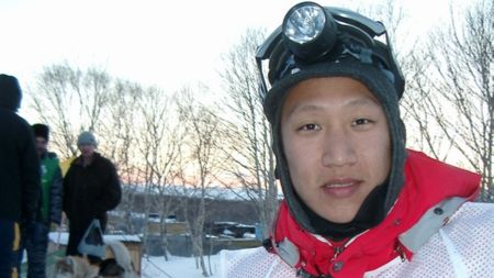 2004 год. Первое участие корейского спортсмена в гонке на собаках.