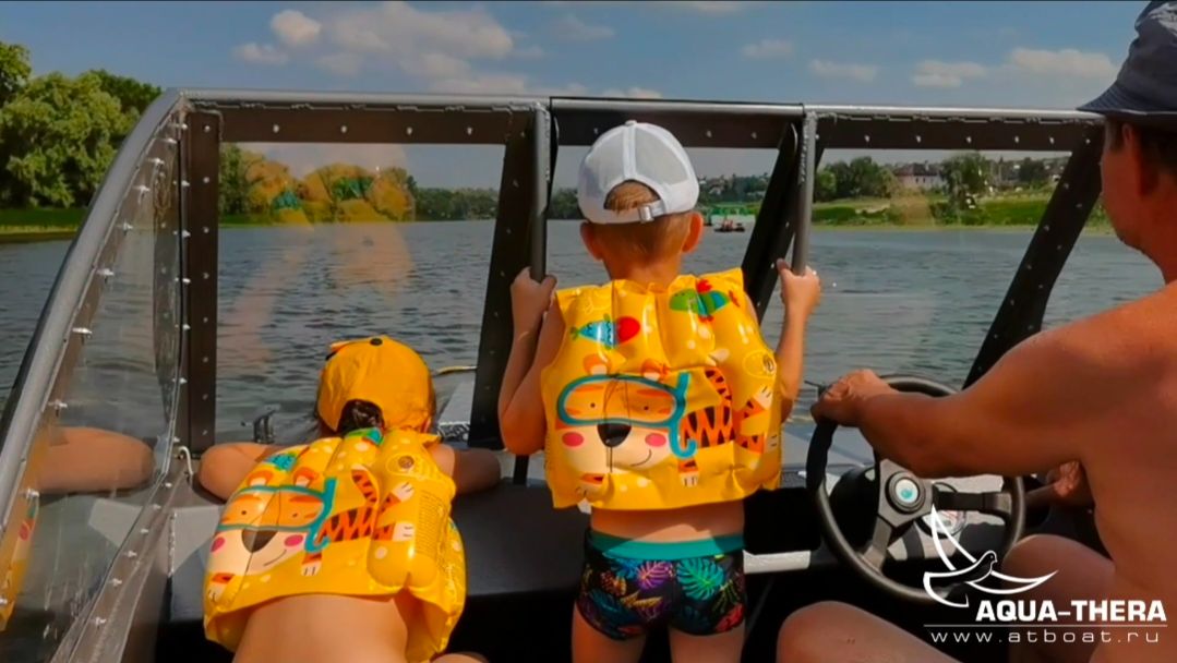 Ёрш 3700 мотор 9.9