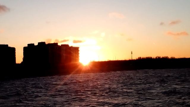 Закат и два самолёта