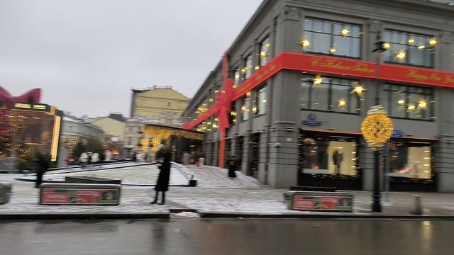 Новогодняя Москва. Москва готовится к встрече 2026 года.