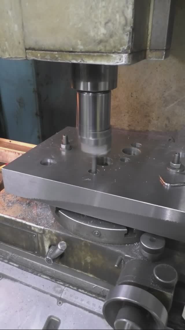 На двух станках за одну зарплату