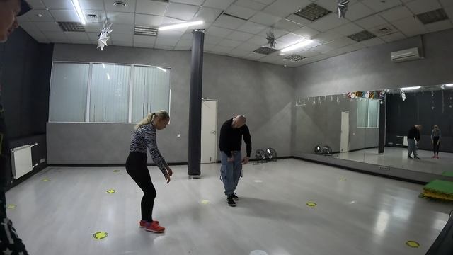 2025-12-20 Занятие 5 Суббота (1) ZOUK обучение Lera🐆LEO, GX011543