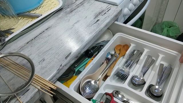 ПРЕДНОВОГОДНЯЯ УБОРКА В КУХОННЫХ ЯЩИКАХ. МОТИВАЦИЯ НА УБОРКУ