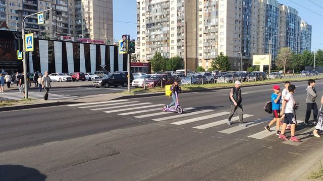 Продажа ТЦ Зебра в СПБ