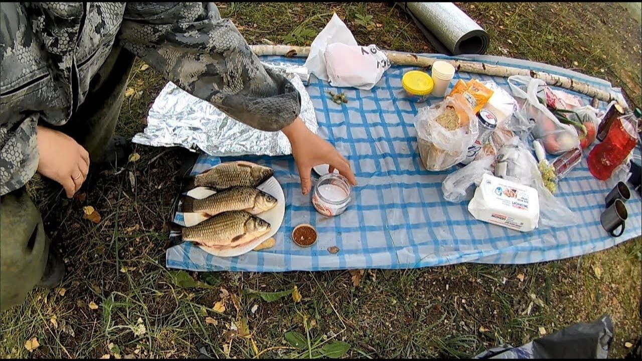 Как легко приготовить карася на углях.  Просто и вкусно!