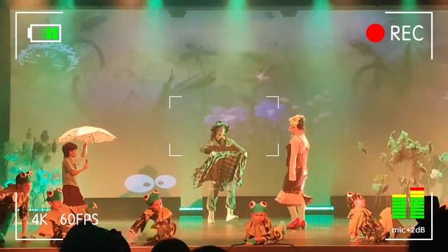 выступление лягушат.mp4