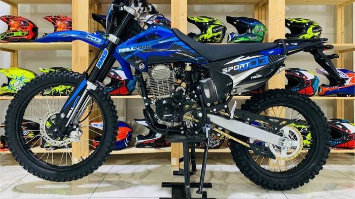 Мотоцикл Regulmoto Sport-003 PR 300 сс 6 перед