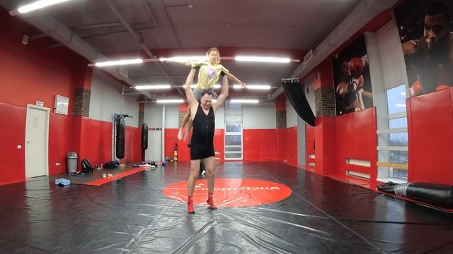 2025-12-22, (11), ZOUK, fitness, Father★STAR, Vale★STAR, Exhibition, Show, Dance, GX011561