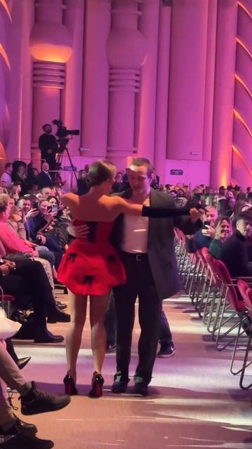 Танец Кати и Лехи на закрытой премьере сериала "Ландыши. Вторая весна"