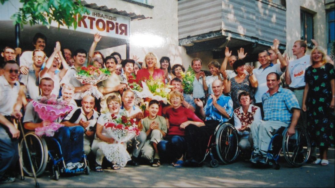 Николаевский  клуб "Виктория". Личная история отношений.