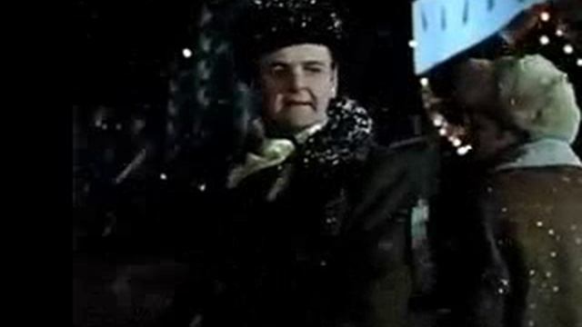 Фрагменты фильмов советского кино.