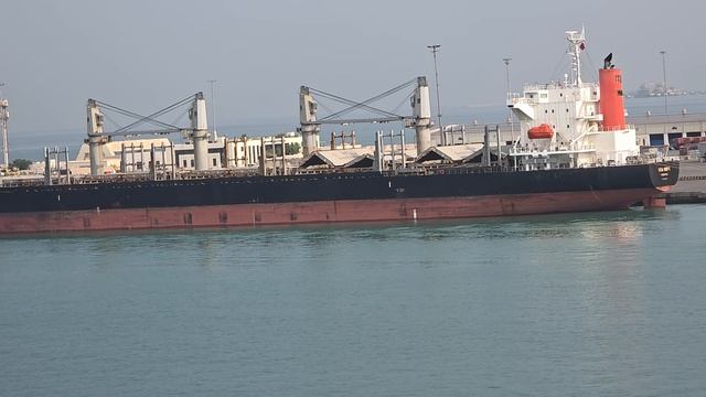 танкер в Бахрейне