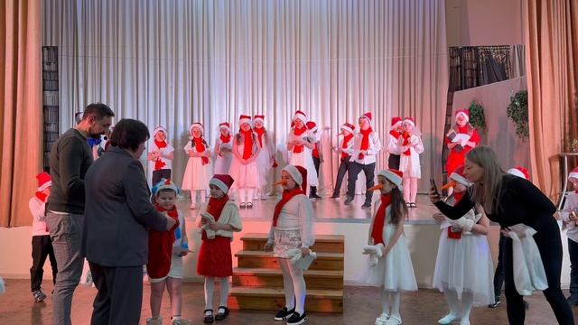 Новогодний калейдоскоп 2025 (1-2 классы)