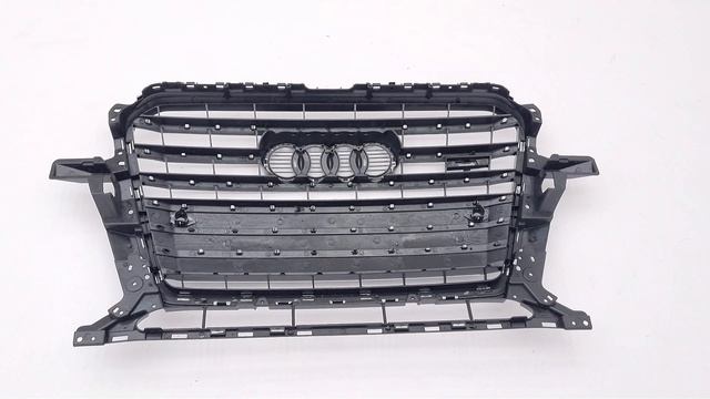 Решётка на Audi Q5 12-17 в стиле SQ5 style #1